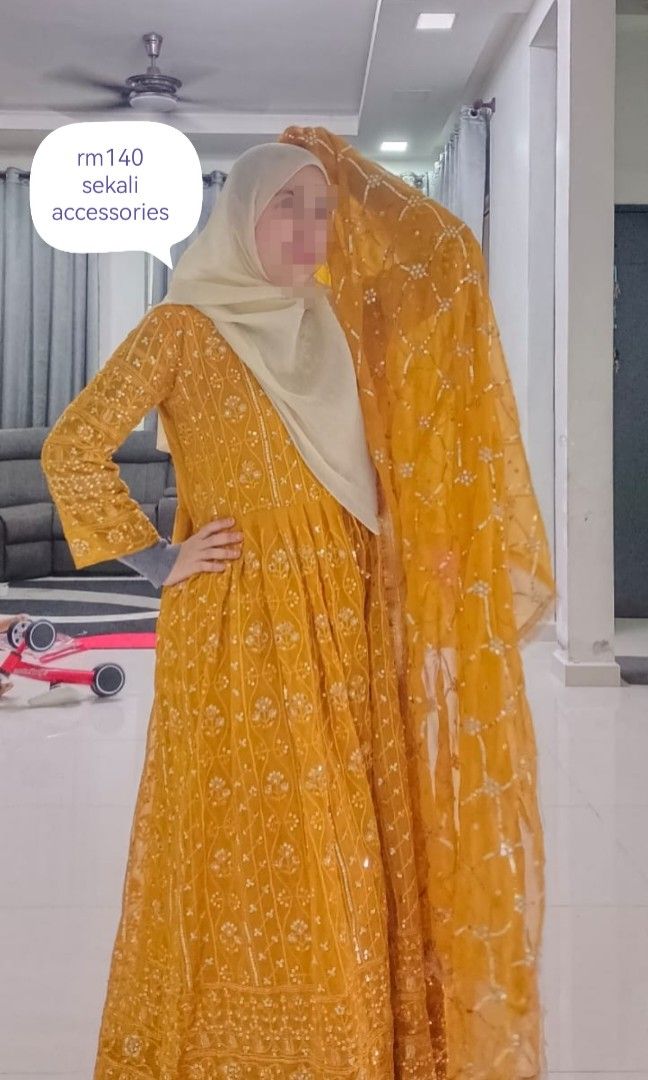 Baju sewa Bollywood, Women's Fashion, Dresses & Sets, Traditional ...