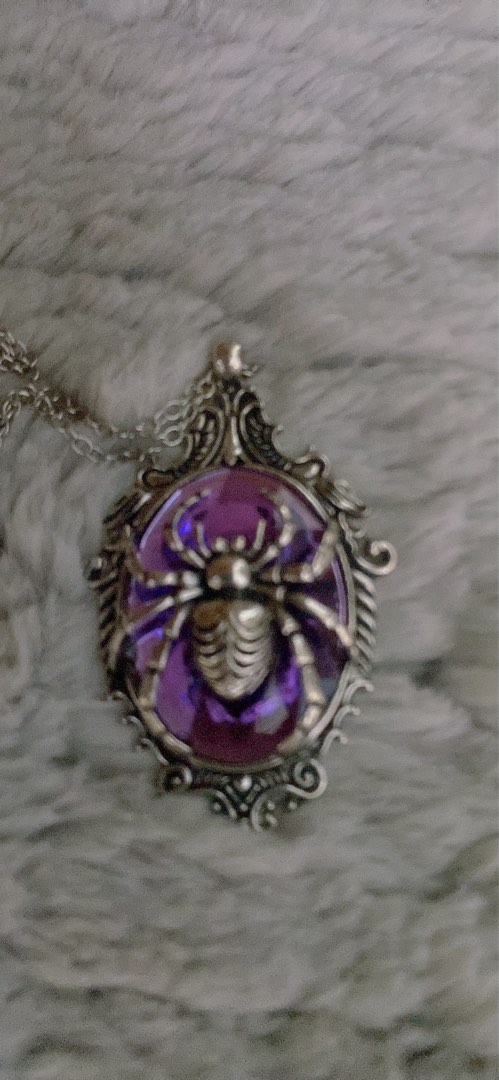 Big Spider Chain Necklace, Women's Fashion, Jewelry & Organizers ...