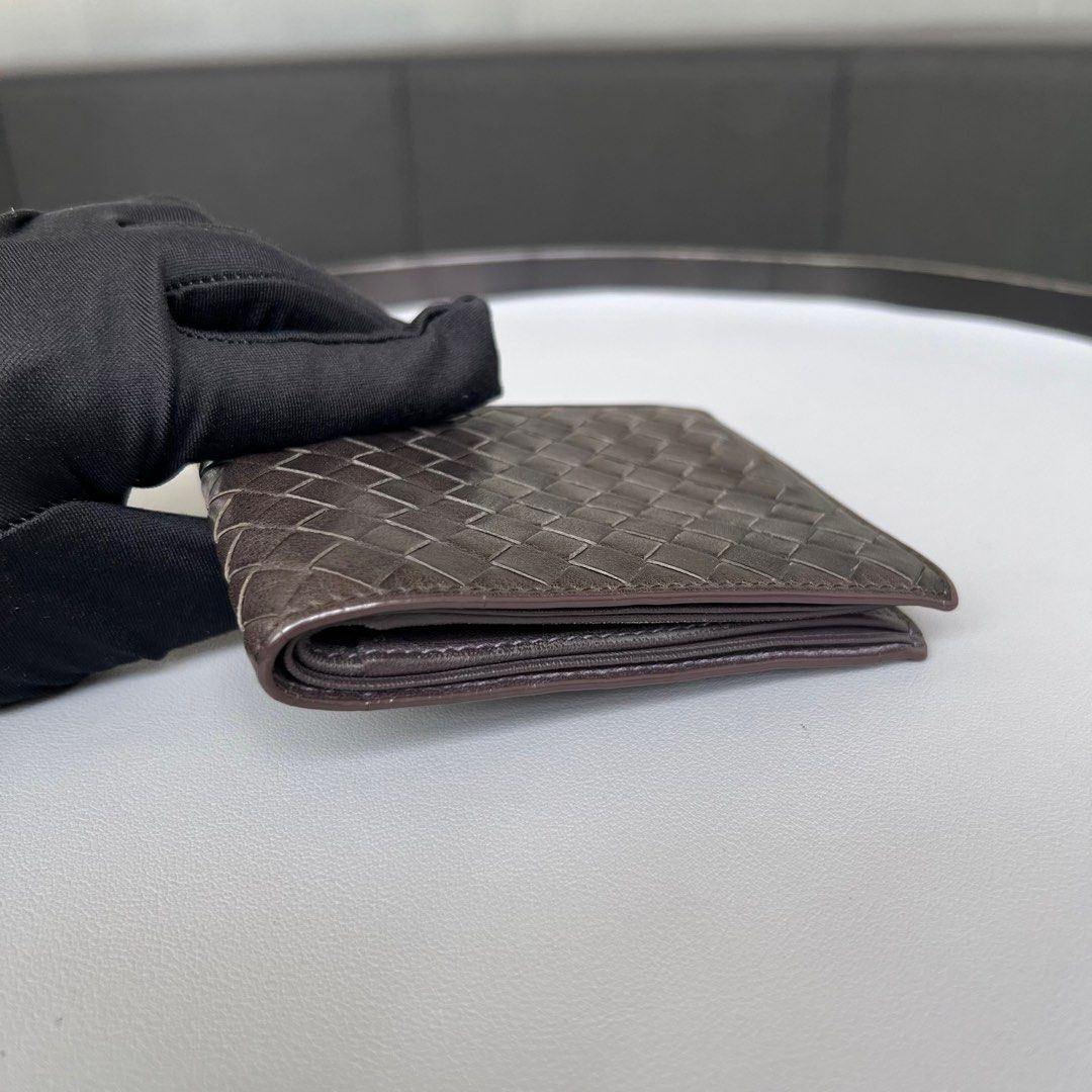 Bottega Venetta Calfskin Brown, Women's Fashion, Bags & Wallets, Purses ...