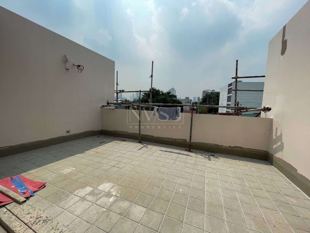 Brand New 3 Car Garage Townhouse with Roof Deck in San Juan near Xavier ...