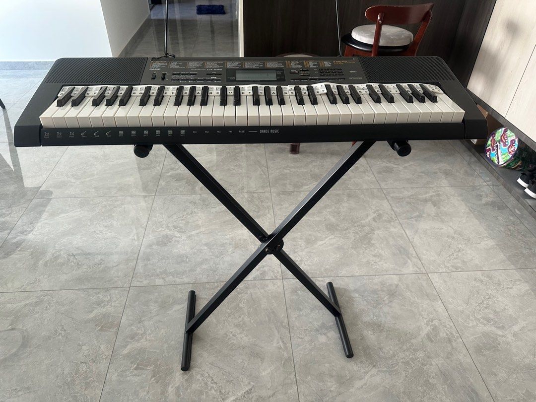 Casio Keyboard LK-265 (Lighted), Hobbies & Toys, Music & Media, Musical ...
