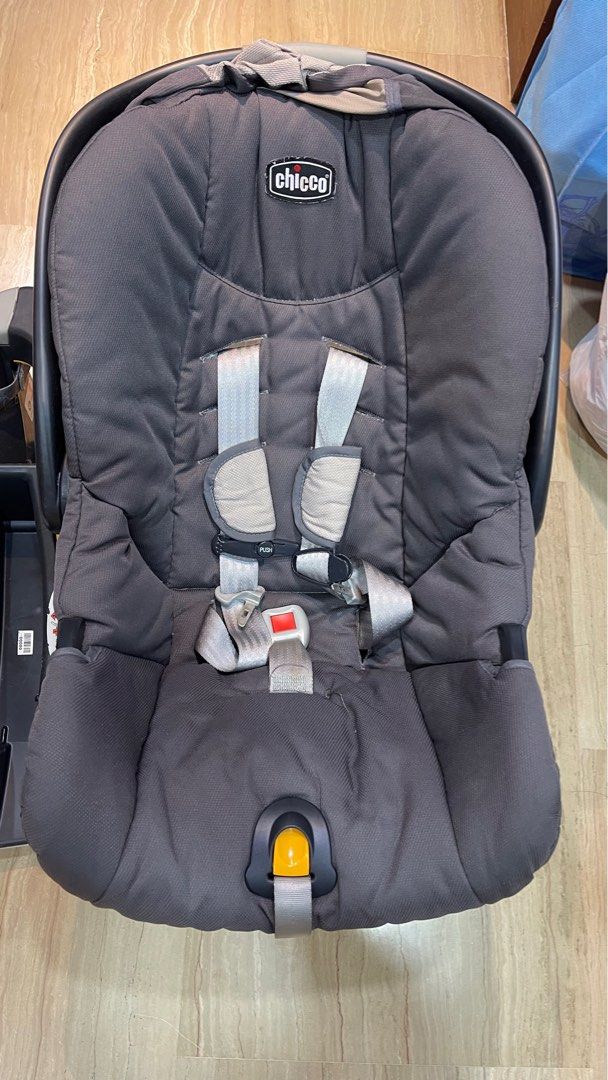 Chicco Viaro Travel System (stroller + car seat + key fit), Babies ...