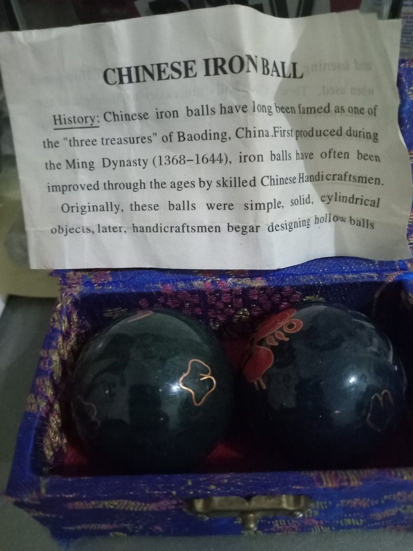 Chinese Iron Ball, Antik, Pajangan di Carousell