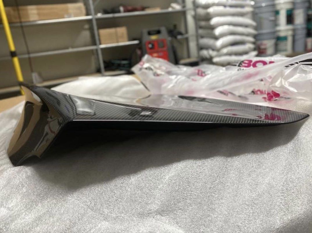 GTR R35 Carbon Fibre Ducktail Trunk / Boot, Car Accessories ...