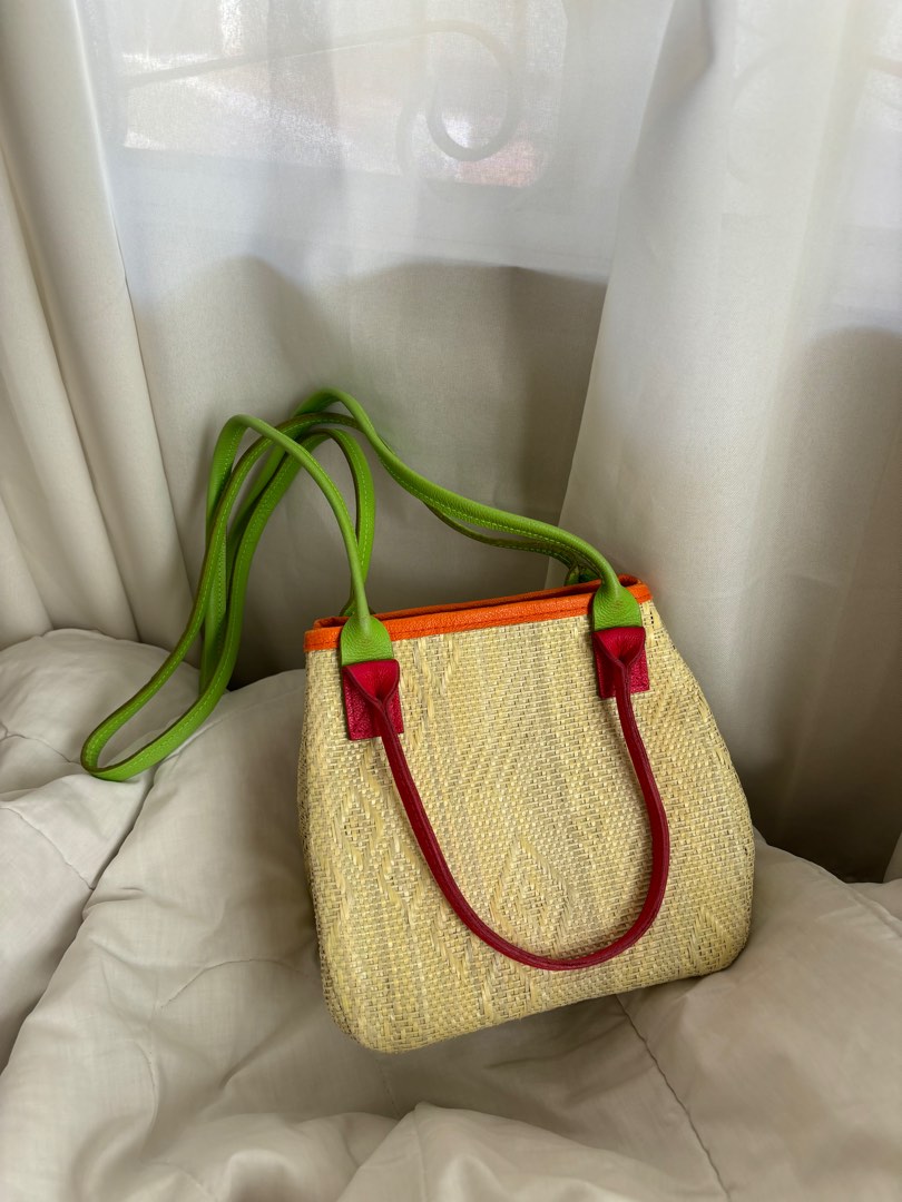 Halo halo bag, Women's Fashion, Bags & Wallets, Shoulder Bags on Carousell