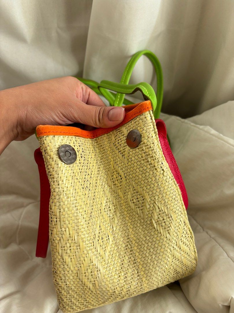 Halo halo bag, Women's Fashion, Bags & Wallets, Shoulder Bags on Carousell