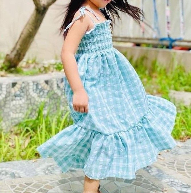 Laila and lyra, Babies & Kids, Babies & Kids Fashion on Carousell