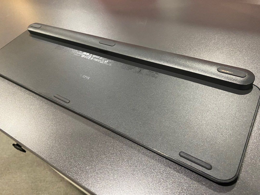 Logitech wireless MX keys backlit keyboard, Computers & Tech, Parts ...