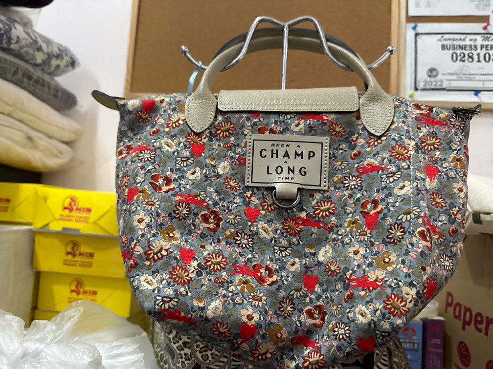 LONG CHAMP LIMITED EDITION, Women's Fashion, Bags & Wallets, Shoulder ...