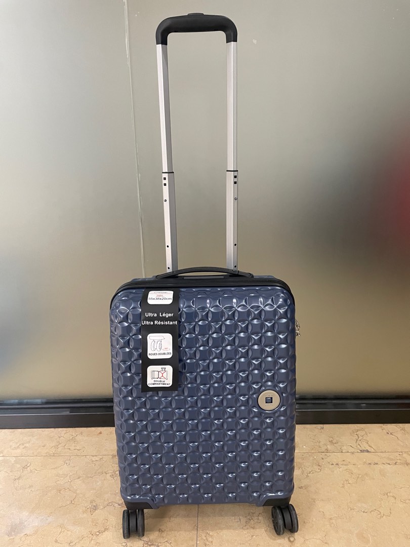 lYS Paris 20 inch luggage for handcarry 55 x 38 x 20cm, 興趣及遊戲, 旅行, 旅遊 ...