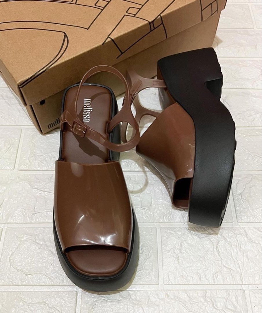Melissa Pose US8, Women's Fashion, Footwear, Heels on Carousell