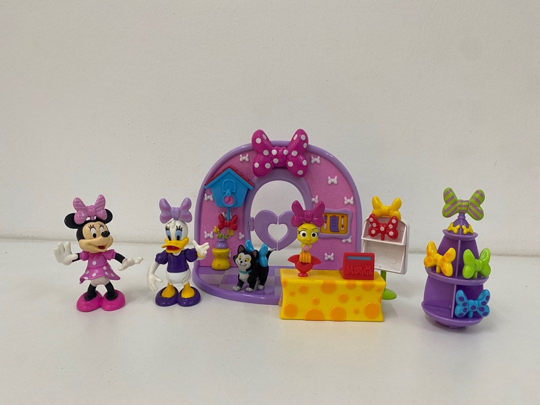 Minnie Mouse Bowtique Playset, Hobbies & Toys, Toys & Games on Carousell