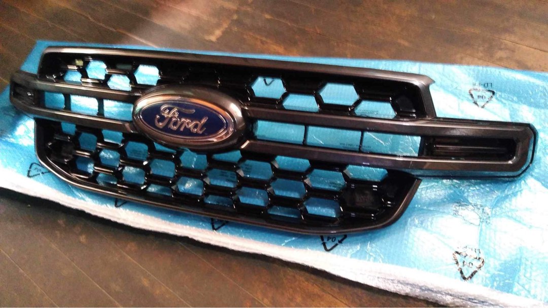 New Gen Ford Ranger Wildtrak Grill Orignal, Car Parts & Accessories ...