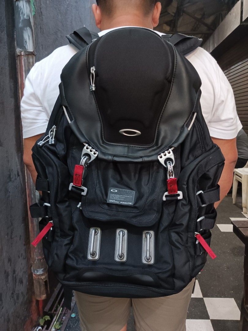 OAKLEY kitchen sink tactical gear backpack, Men's Fashion, Bags ...