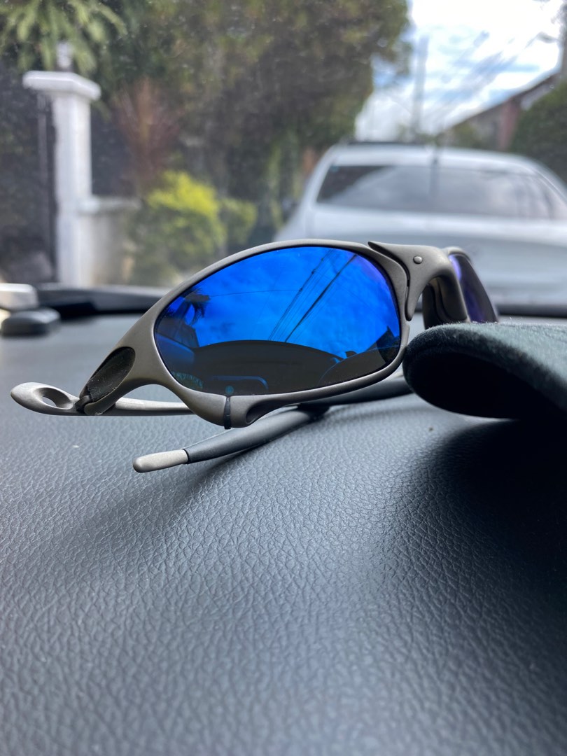 Oakley xmetal juliet, Men's Fashion, Watches & Accessories, Sunglasses & Eyewear on Carousell