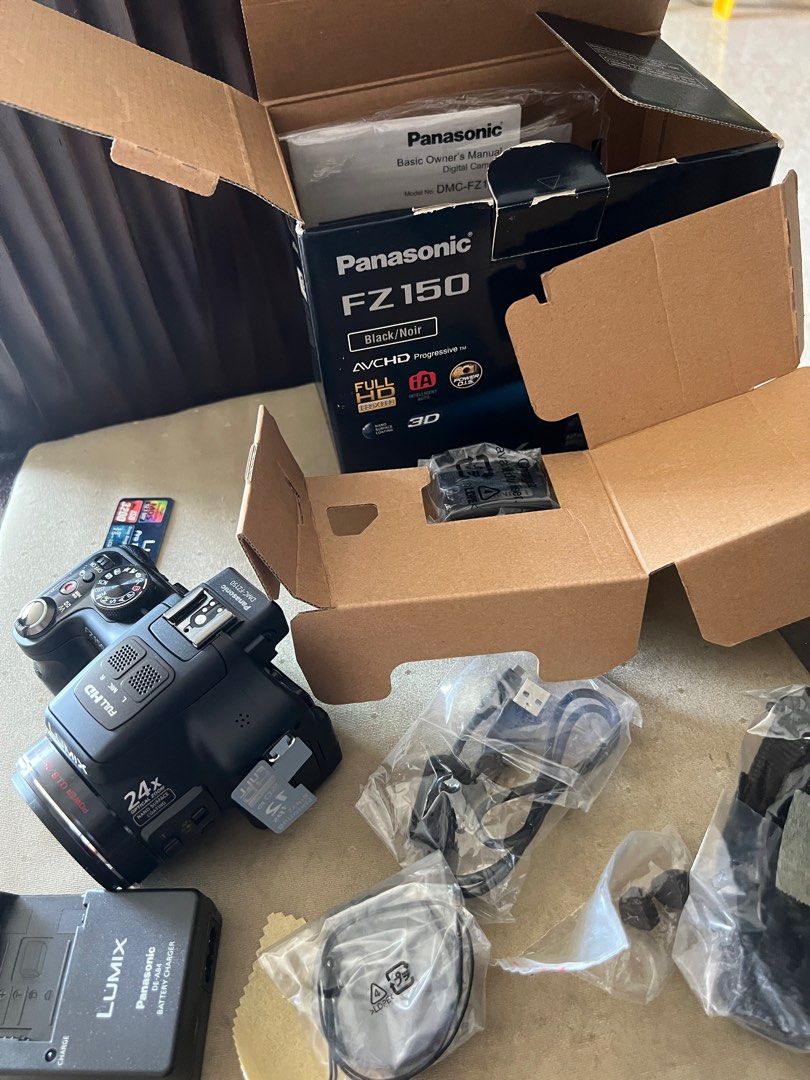 Panasonic Lumix FZ150, Photography, Cameras on Carousell