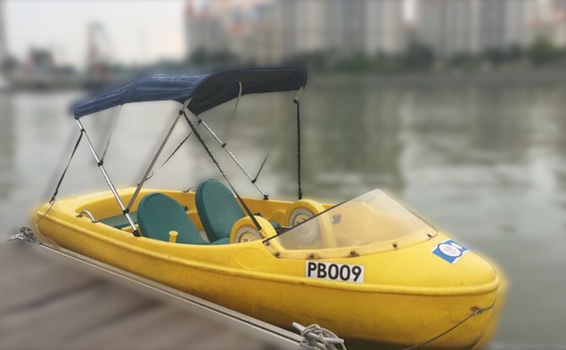 Pedal boat (M-019 420), Everything Else, Others on Carousell