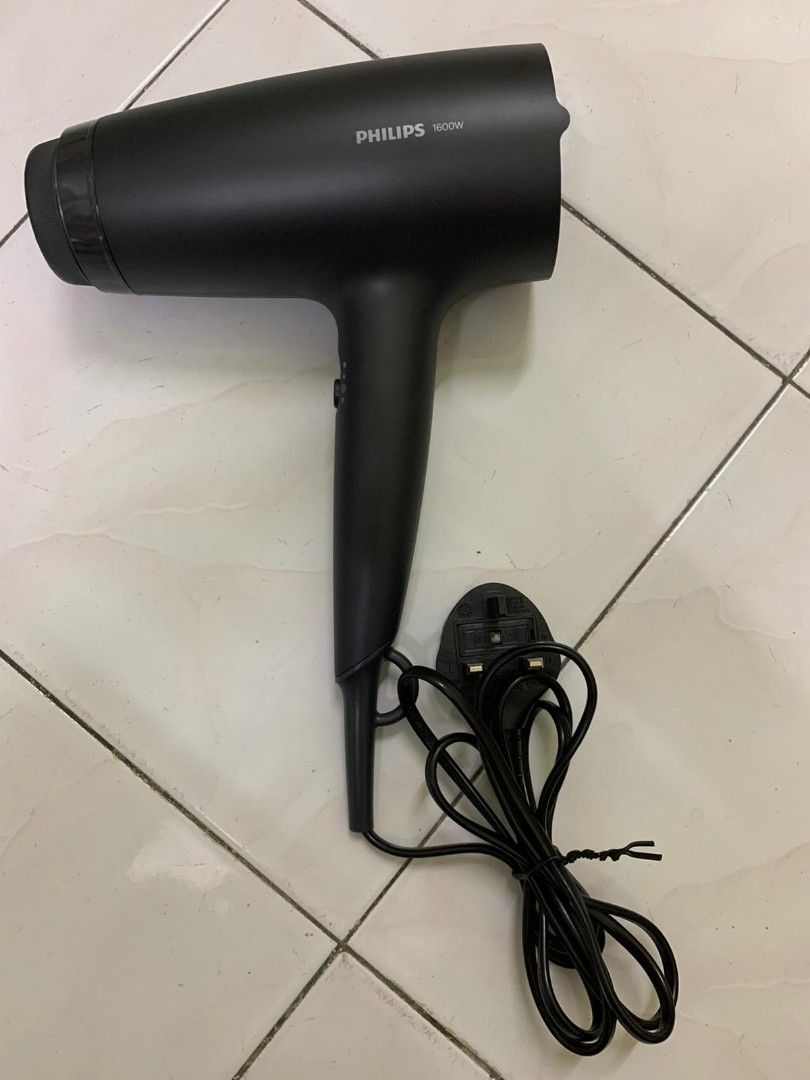 Philips Hair Dryer 1600W, Beauty & Personal Care, Hair on Carousell