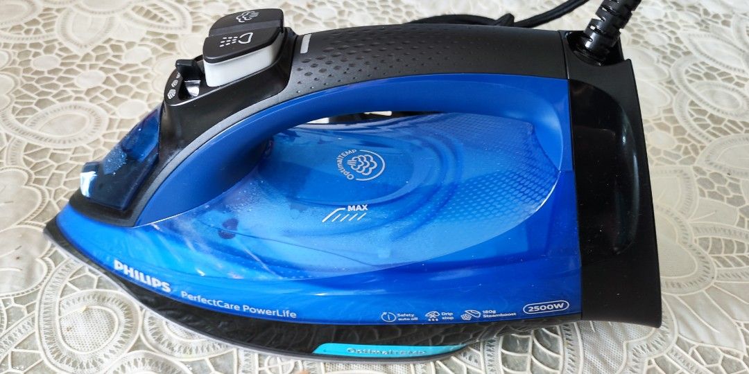 Philips Iron GC3920, TV & Home Appliances, Irons & Steamers on Carousell