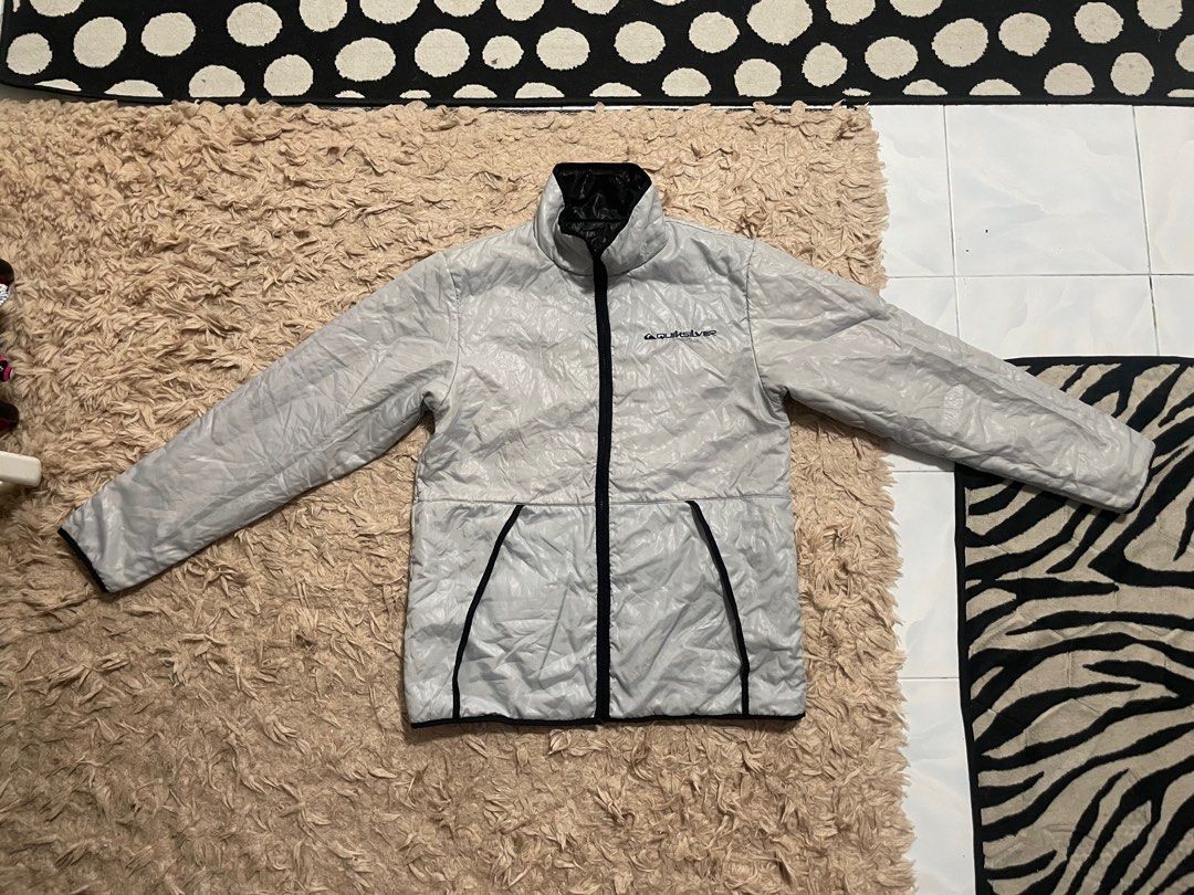 Quicksilver Reversible Puffer Jacket, Men's Fashion, Coats, Jackets and ...