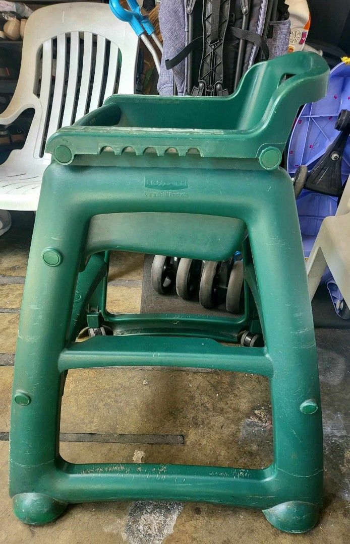 Rubbermaid High Chair, Babies & Kids, Baby Nursery & Kids Furniture ...