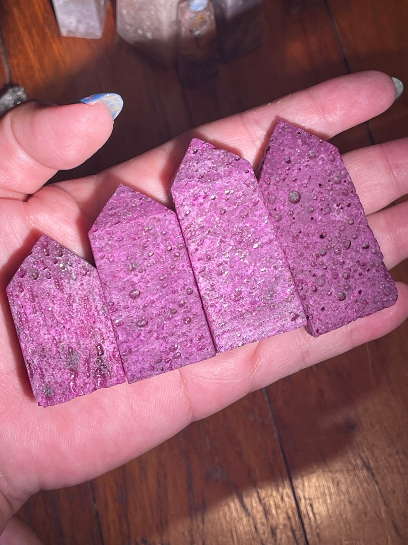 Ruby Honeycomb Towers, Hobbies & Toys, Memorabilia & Collectibles ...