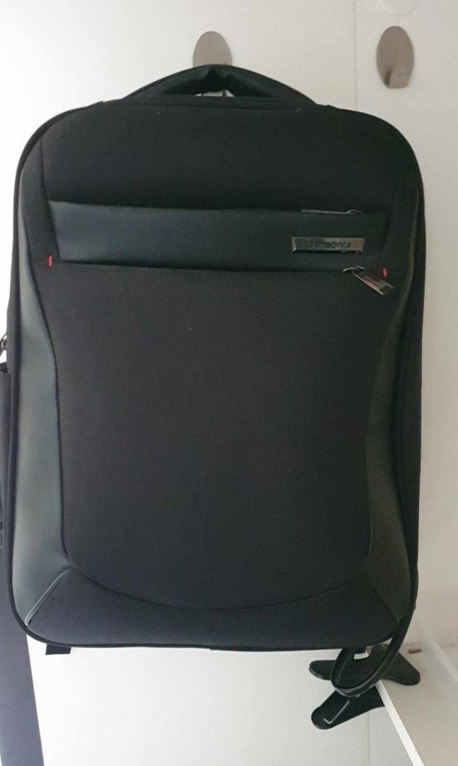 Samsonite backpack, Men's Fashion, Bags, Backpacks on Carousell