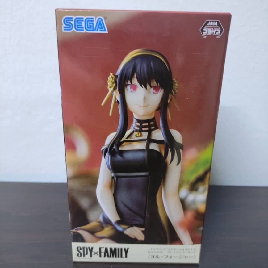 SEGA Spy x Family Yor Forger Premium Perching Figure B708, Hobbies ...