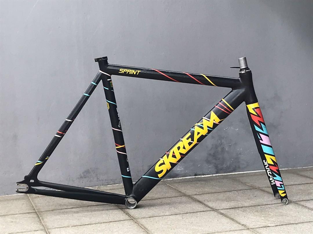 skream v1 frameset (sold), Sports Equipment, Bicycles & Parts, Bicycles ...