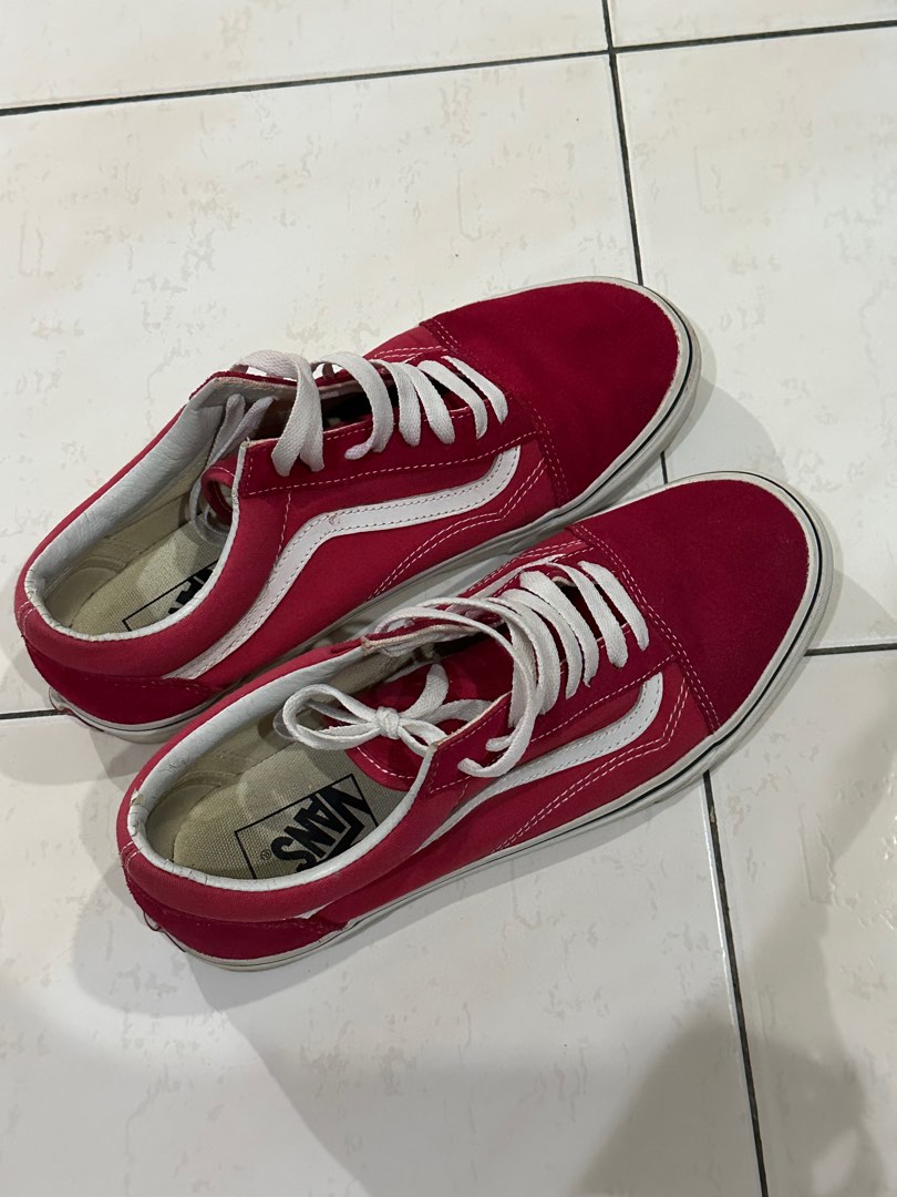 Snickers, Men's Fashion, Footwear, Sneakers on Carousell