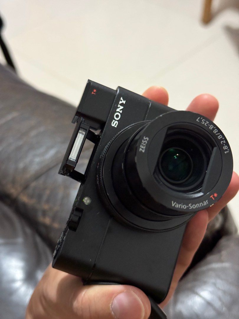 Sony RX100 m5A, 攝影器材, 相機 - Carousell