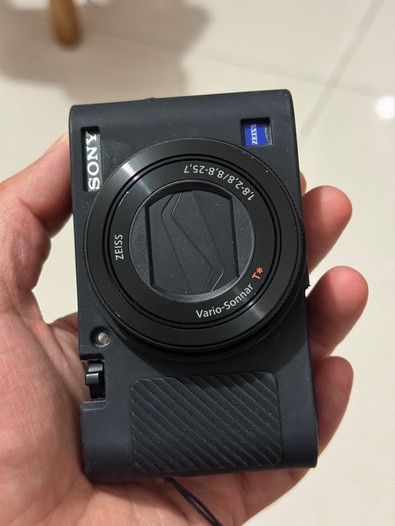 Sony RX100 m5A, 攝影器材, 相機 - Carousell