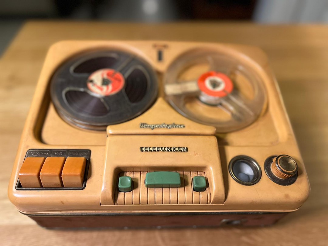 Telefunken Magnetophon KL65 Tape Recorder / Player, Audio, Portable ...