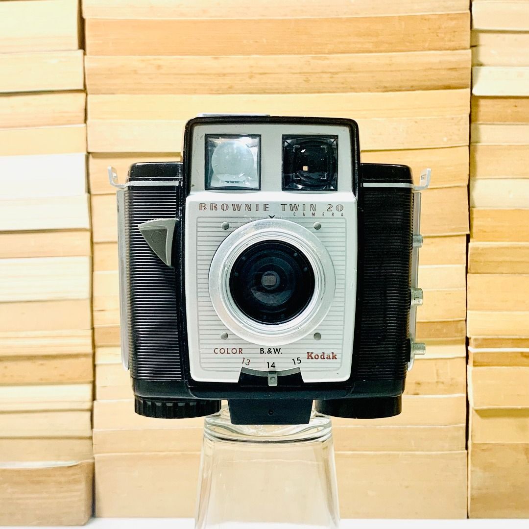 Vintage 1960s Kodak Brownie Twin 20 Camera, Photography, Cameras on ...