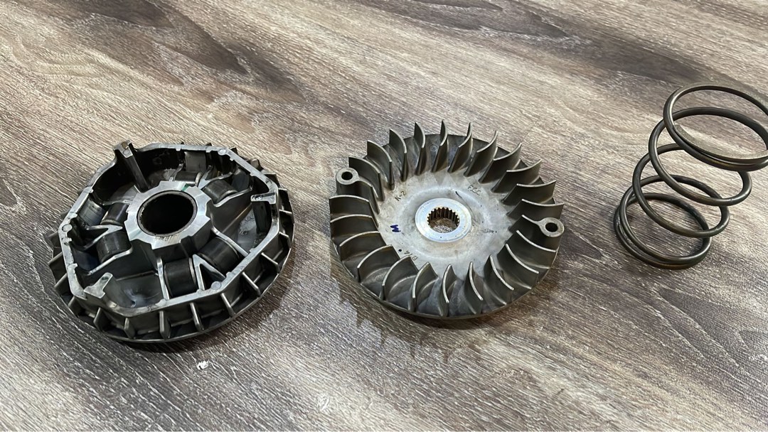 Xmax CVT set ( original ), Motorcycles, Motorcycle Accessories on Carousell