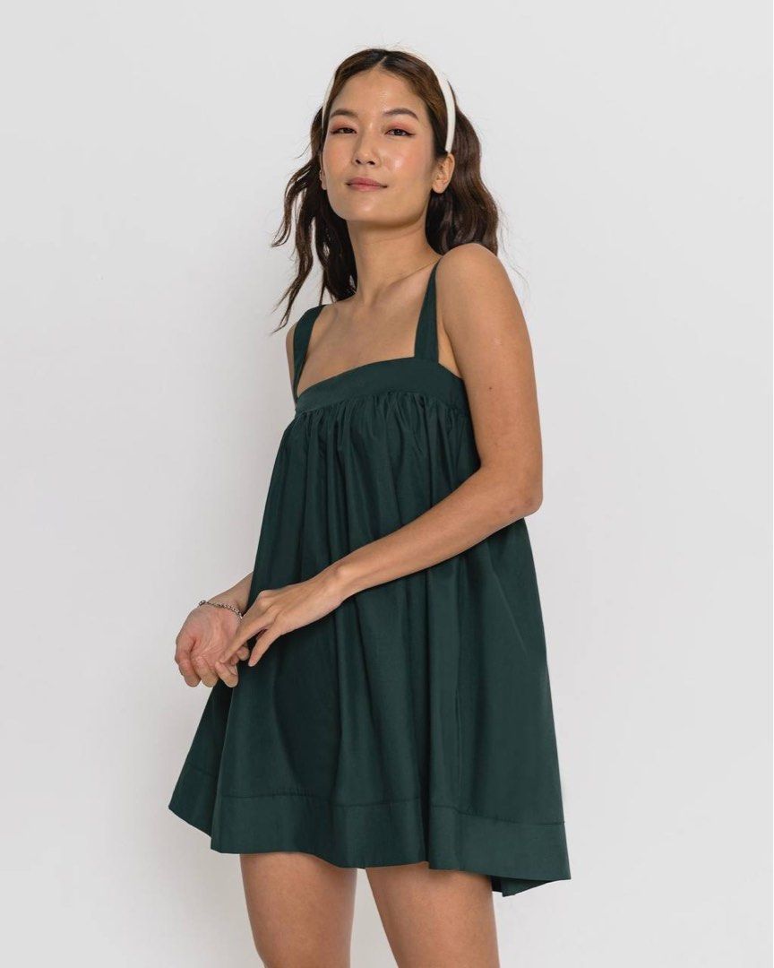 YHF staples dress in emerald green, Women's Fashion, Dresses & Sets ...