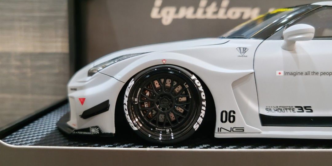 1/18 Ignition Model Liberty Walk LB-Silhouette Works Nissan 35GT-RR LB Fighter Works (Matte Gray ...
