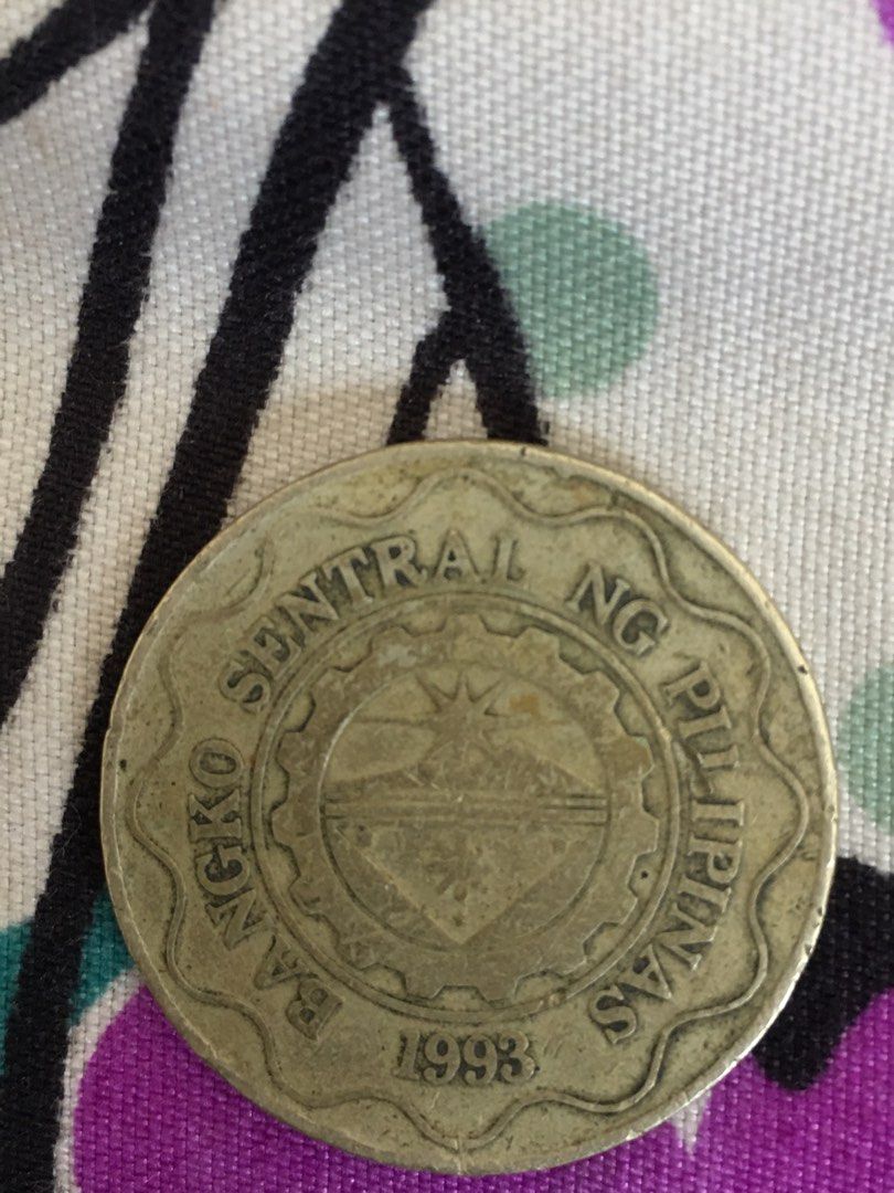 5 peso error coin no name of the hero, Hobbies & Toys, Memorabilia ...