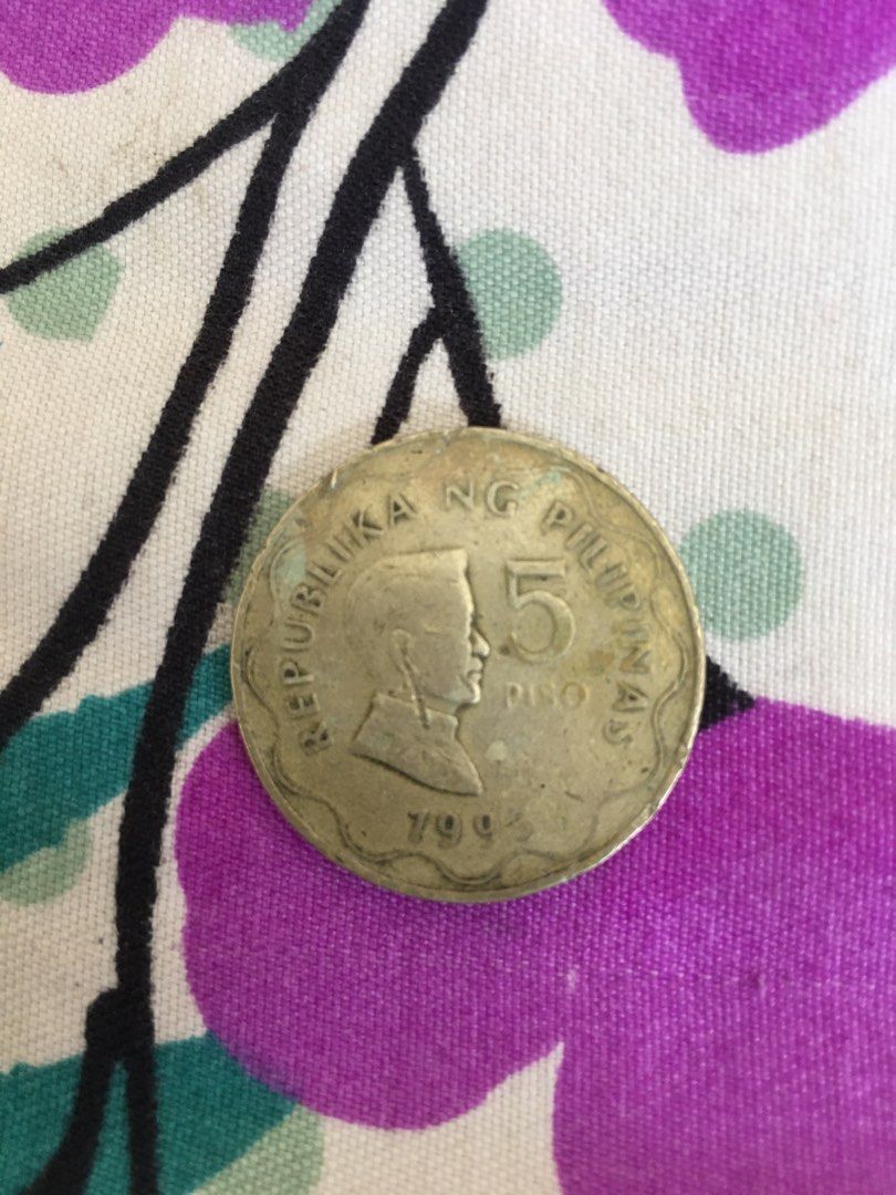 5 peso error coin no name of the hero, Hobbies & Toys, Memorabilia ...