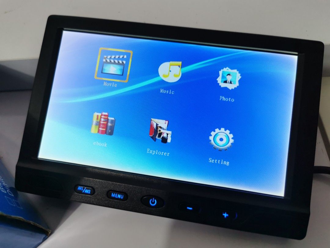 7 inch tft monitor with sd usb, Computers & Tech, Parts & Accessories ...