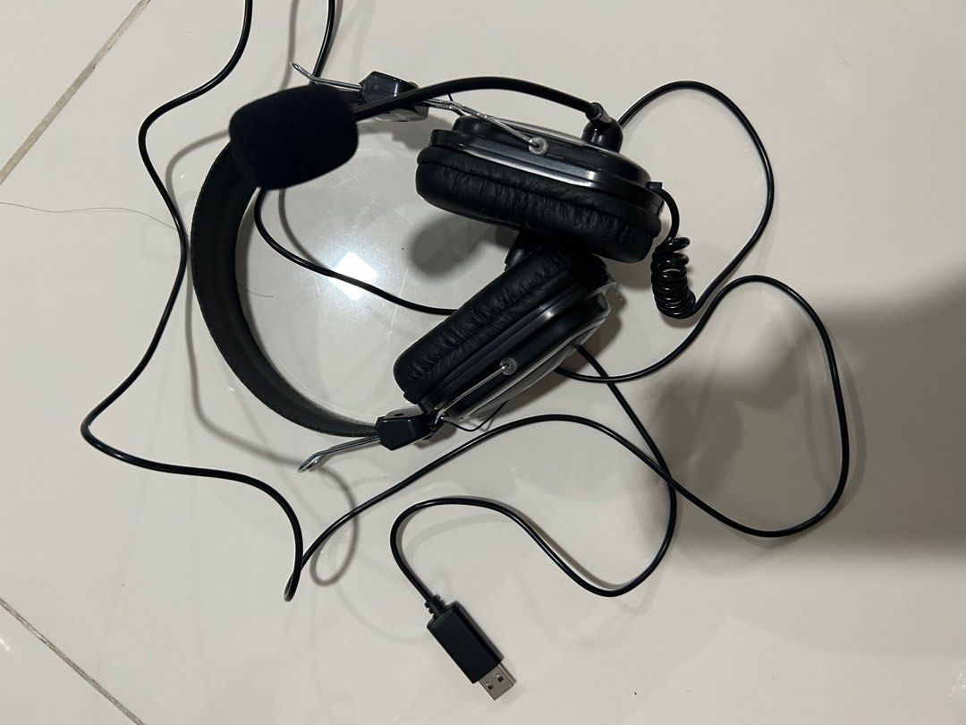 A1tech headphone, Audio, Headphones & Headsets on Carousell