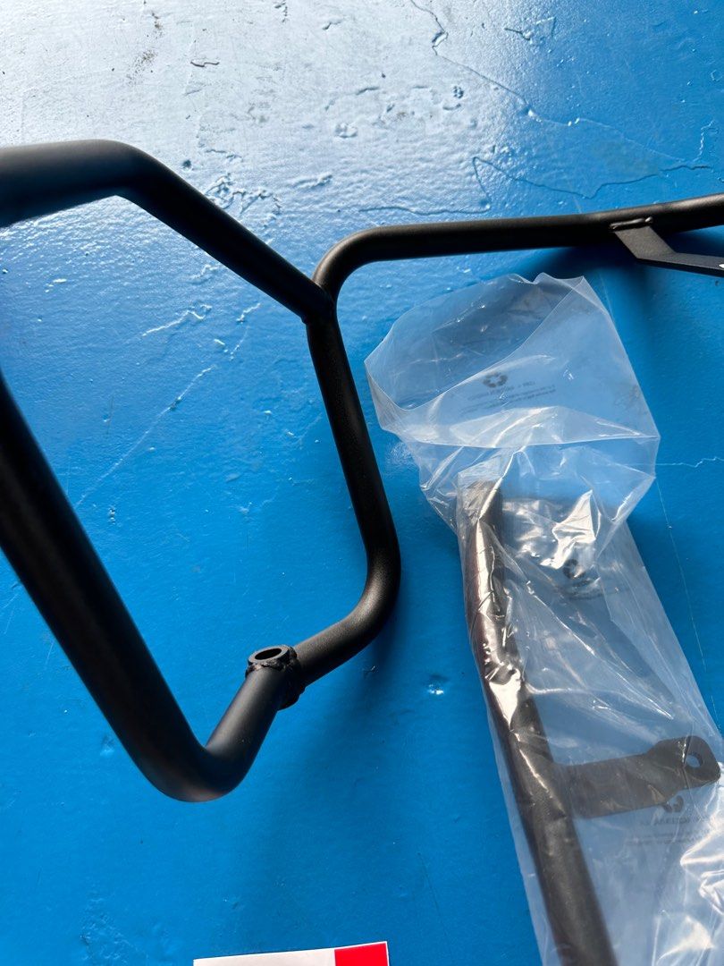 ADV160 GIVI CRASH BAR FAIRING GUARD HONDA, Motorcycles, Motorcycle ...