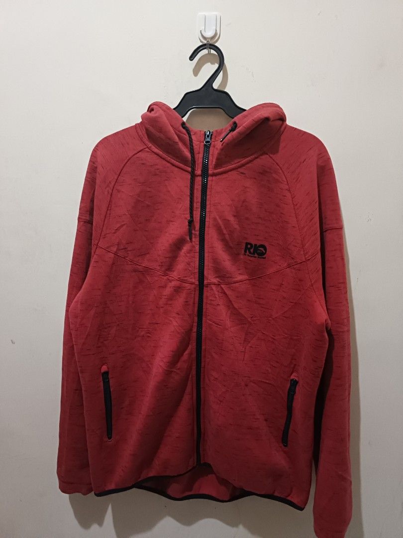 Anta Tech Sports Rio Men Jacket, Men's Fashion, Coats, Jackets and ...