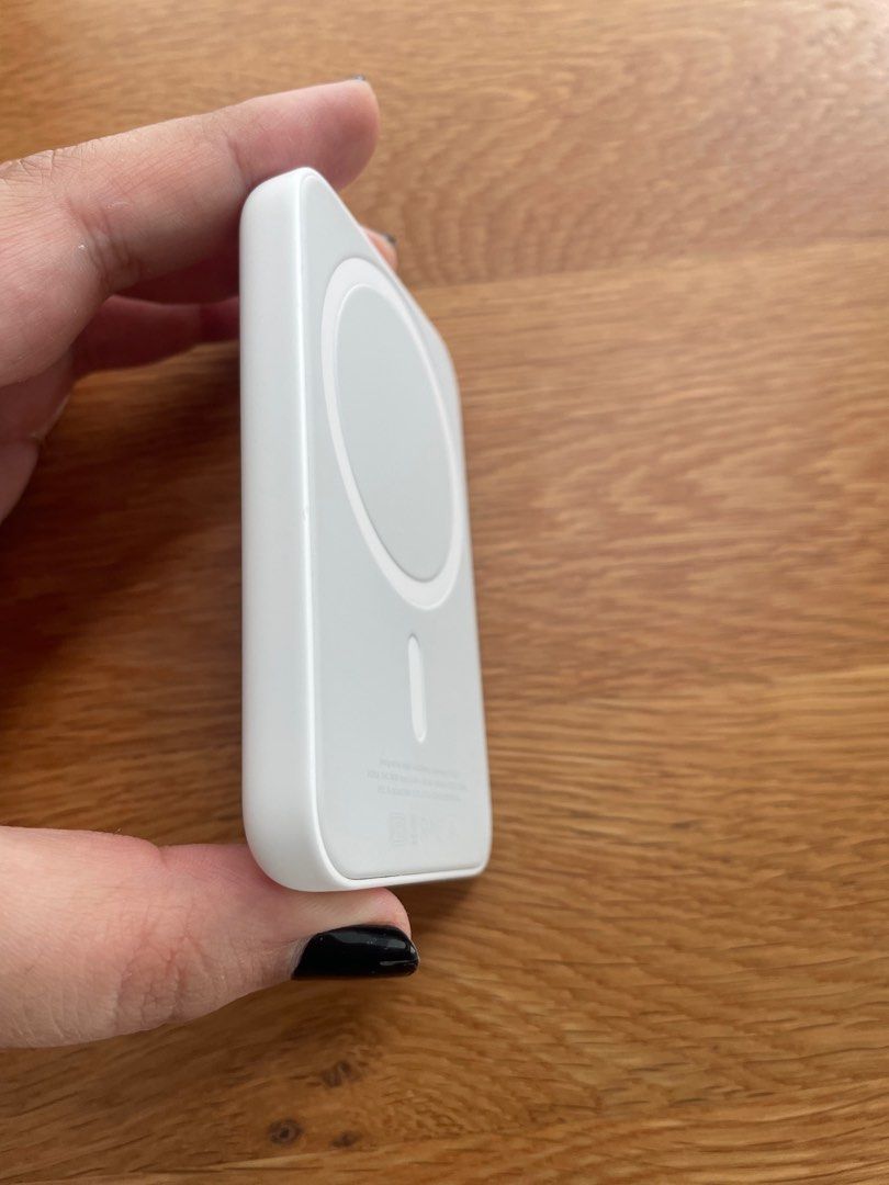 Apple magsafe portable battery pack, Mobile Phones & Gadgets, Mobile ...