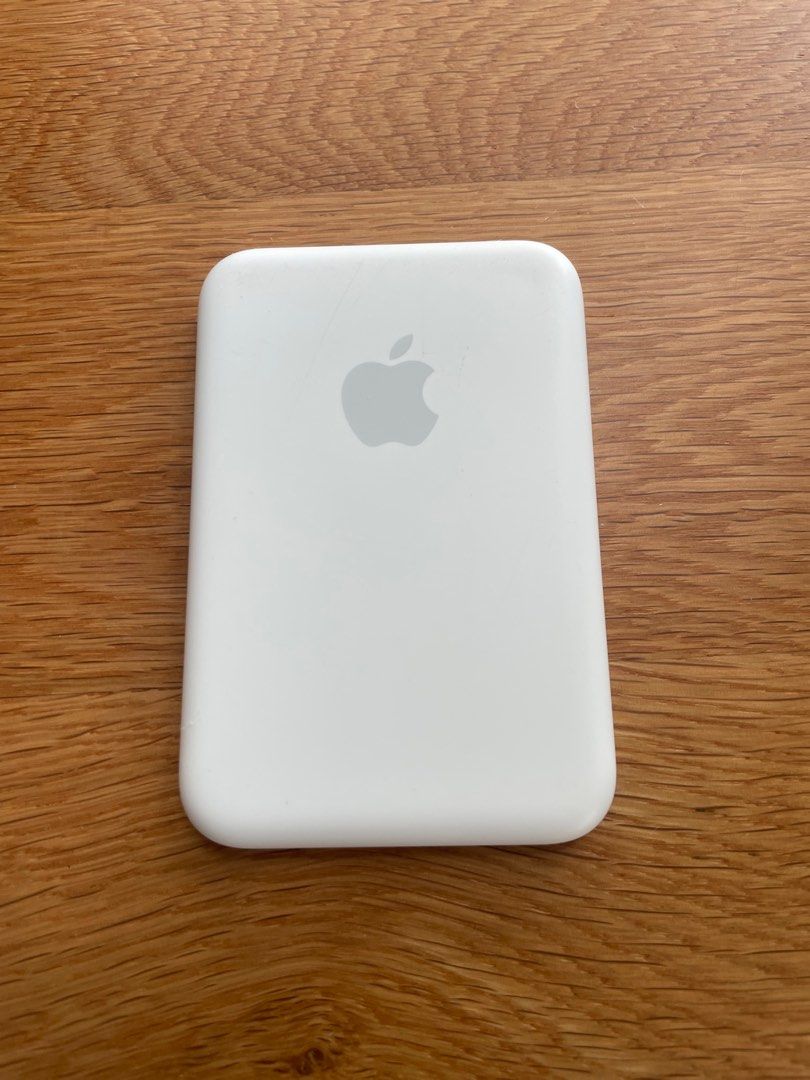 Apple magsafe portable battery pack, Mobile Phones & Gadgets, Mobile ...