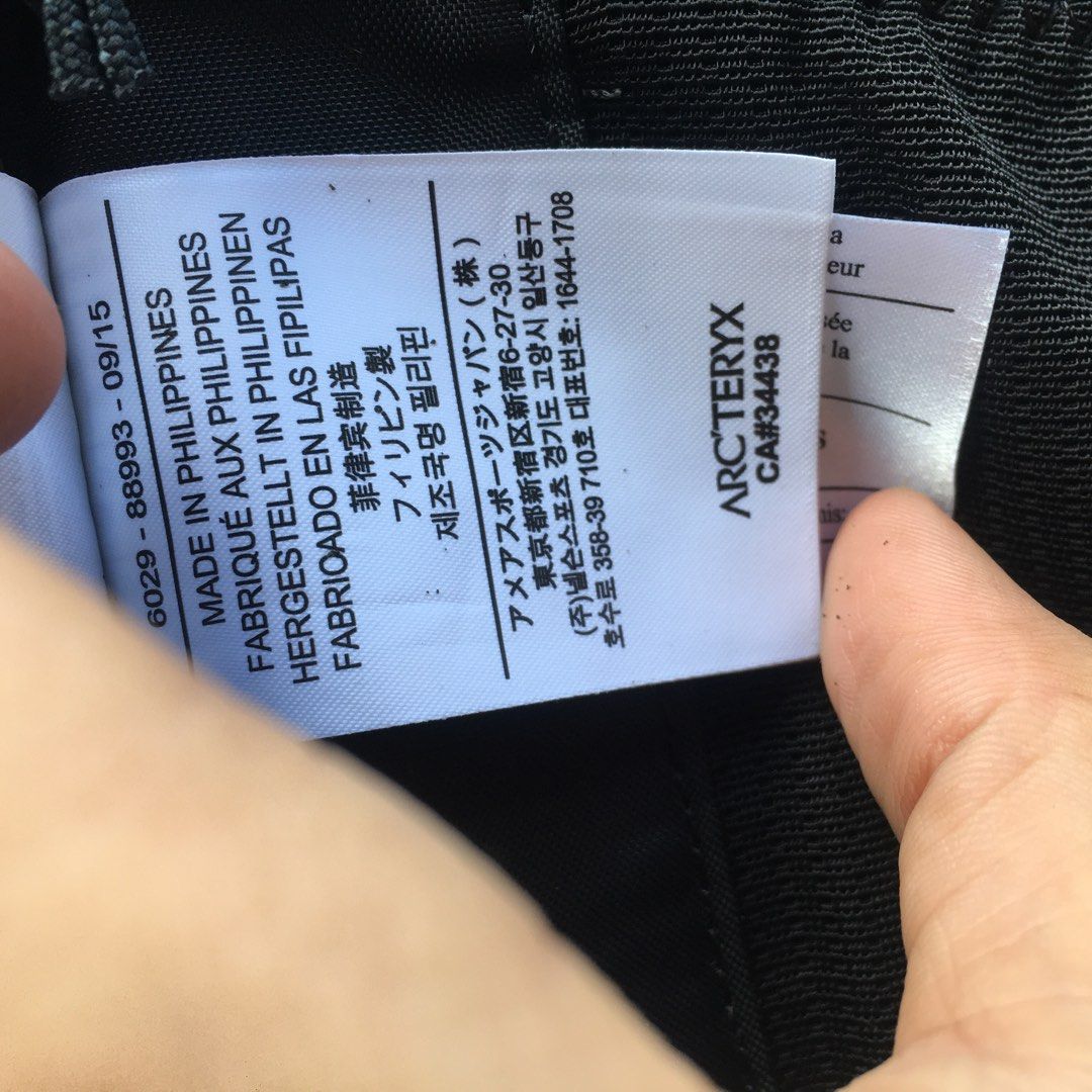 ARC'TERYX ARRO22, Men's Fashion, Bags, Backpacks on Carousell