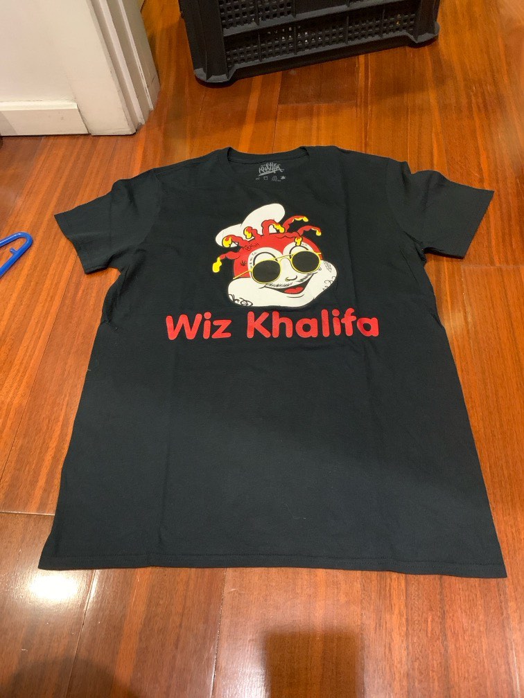 PH exclusive RARE Wiz Khalifa Jollibee tshirt, Men's Fashion, Tops ...
