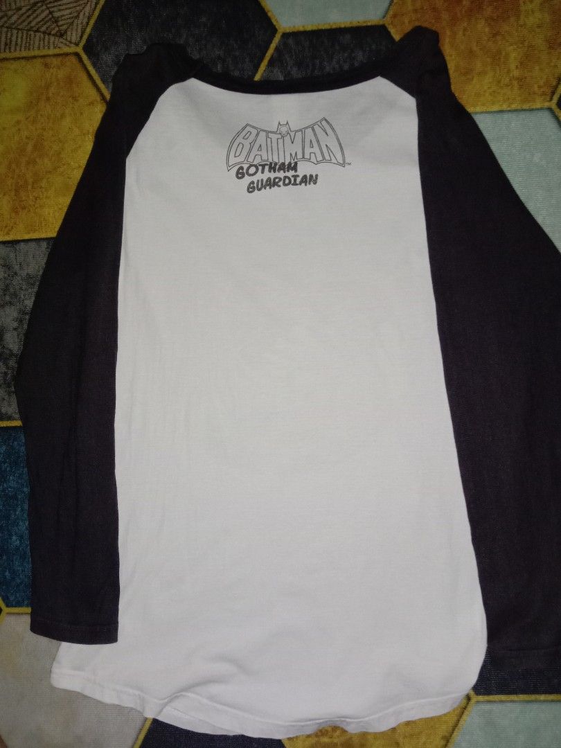 Batman 3q vintage, Men's Fashion, Tops & Sets, Formal Shirts on Carousell