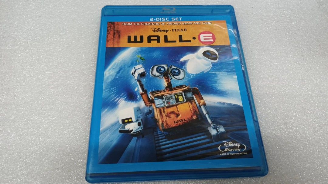 Bluray: Wall-E (2 Disc Set), Hobbies & Toys, Music & Media, CDs & DVDs on Carousell
