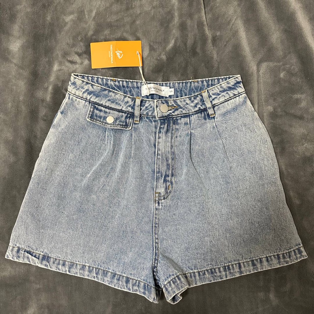 BNWT The Stage Walk Denim Shorts, Women's Fashion, Bottoms, Shorts on ...